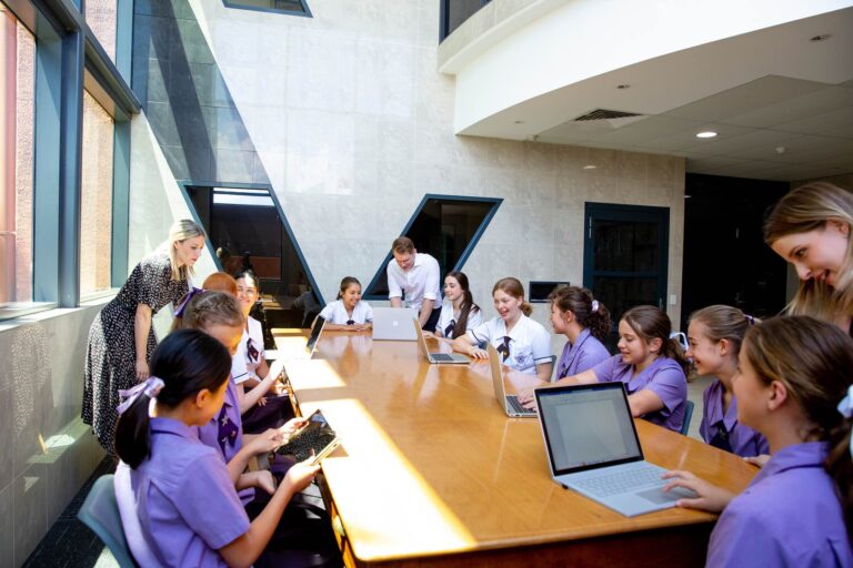Lourdes Hill College, Hawthorne QLD - Reimagining Education | Catholic ...